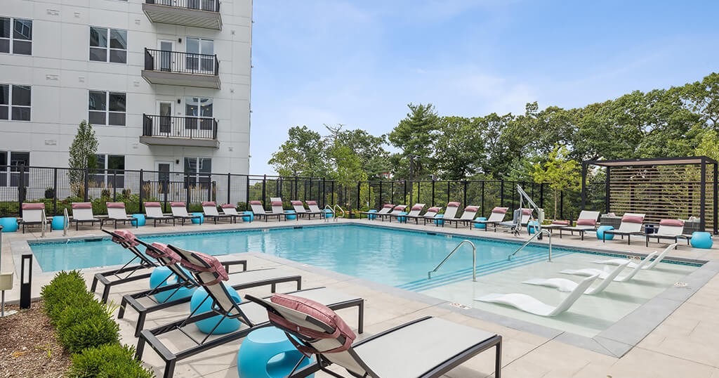 Fairfield | Tranquil Living at The Jayden Apartments in Peabody, MA